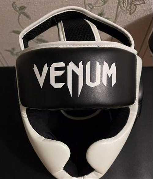 Боксерский шлем venum