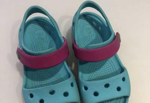 Сандалии crocs c8