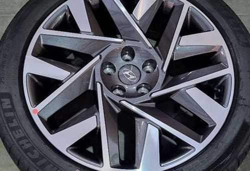 Колёса от Hyundai Santa Fe 4 R20 c шинами Michelin