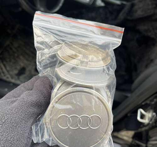 Колпачек для диска audi