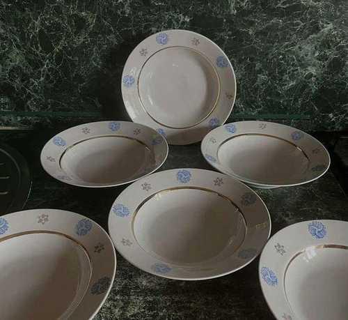 Набор глубоких тарелок из СССР