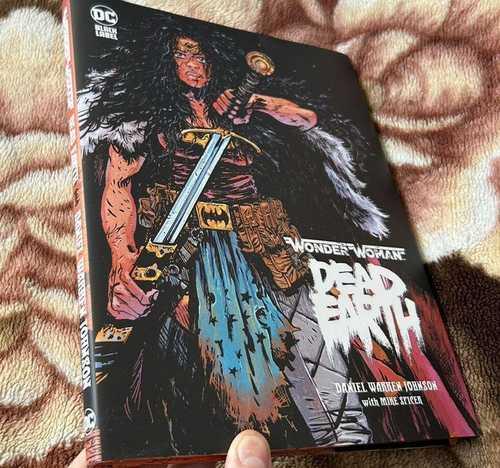 Книга Wonder Woman: Dead Earth