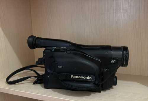 Видеокамера panasonic RX1 Wide lensx14 power zoom