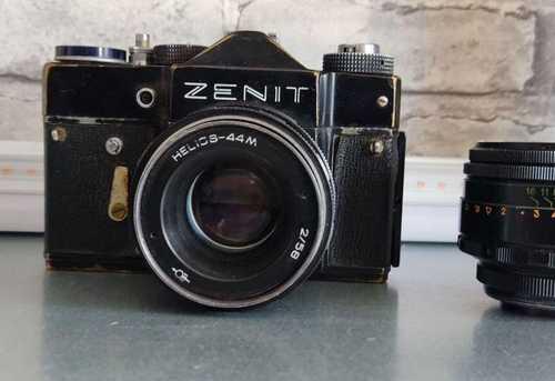 Плёночный фотоаппарат Зенит + Гелиос 44 м