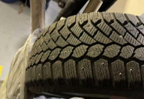 Gislaved Nord Frost 200 215/50 R17