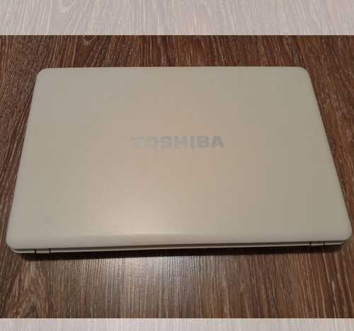 Toshiba C660. 8 гб. i3-2370M