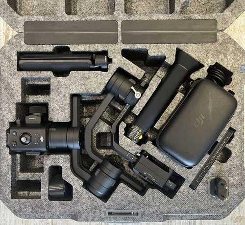 Электронный стабилизатор для камеры DJI Ronin S