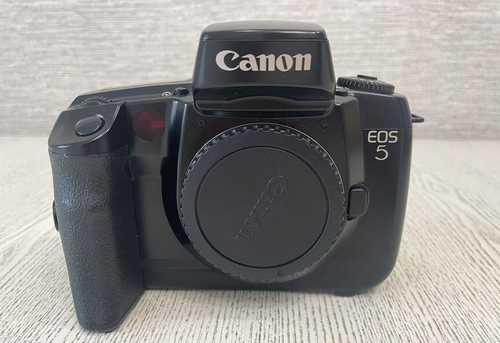 Зеркальный плёночный фотоаппарат canon EOS 5
