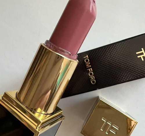 Tom Ford помада 04 Indian rose