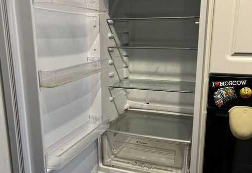 Холодильник на запчасти встраиваемый