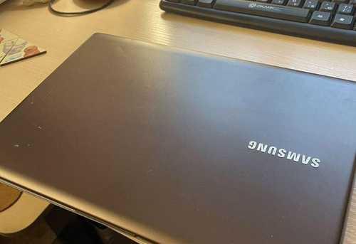 Ноутбук 13.3" Samsung NP530U3C, 500 ГБ, Core i5-3317U, RAM 4 ГБ, Intel HD Graphics 4000