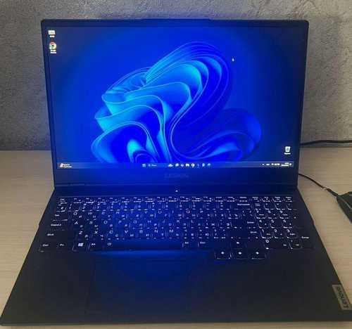 Lenovo legion 5 15ach6a RX6600M