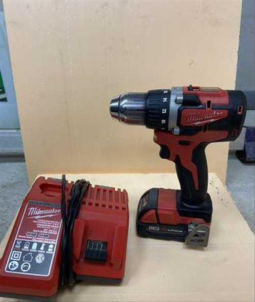 Шуруповерт milwaukee m18