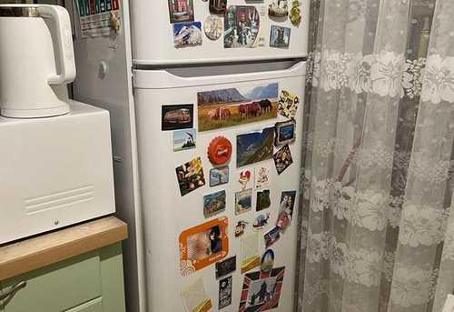 Продам рабочий холодильник