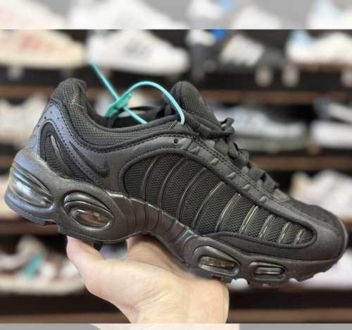 Кроссовки Nike air max tailwind 4