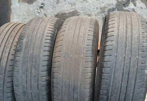 Yokohama BluEarth AE50 215/65 R17 99V