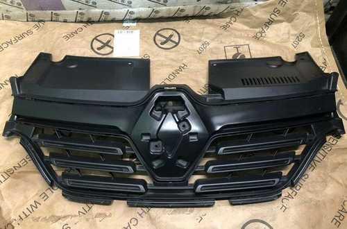 Решетка радиатора Renault Logan 2 Sandero 2