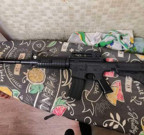 Игрушечный автомат М416