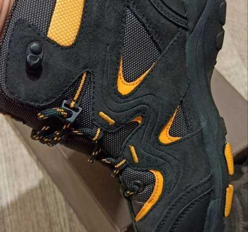 Jack Wolfskin ботинки / кроссовки
