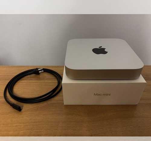 Mac mini M2 8 256