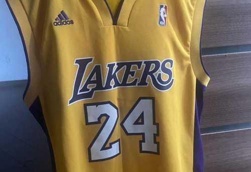 Los Angeles Lakers баскетбольная форма