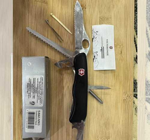 Victorinox Trailmaster One Hand