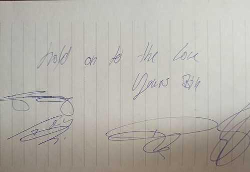 Автографы Tokio Hotel