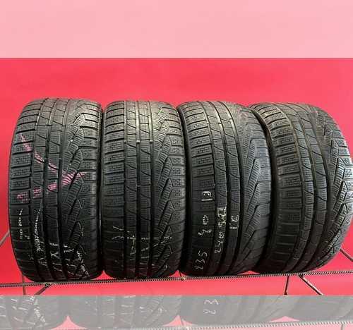 Pirelli Winter Sottozero 240 Serie II 235/40 R18 106V