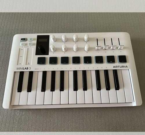 Midi Клавиатура Arturia Minilab 3