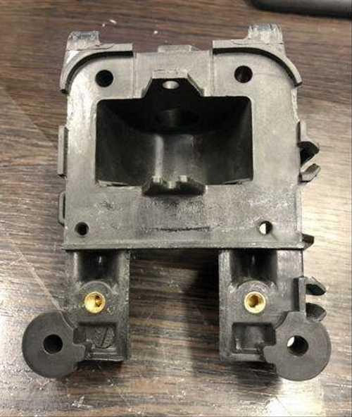 Кулиса кпп на Mercedes W124 W201 W463 m102