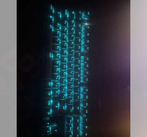 Продам клавиатуру Red Square Keyrox TKL