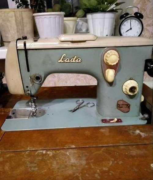 Швейная машина LADA бу