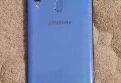 Телефон Samsung Galaxy A40