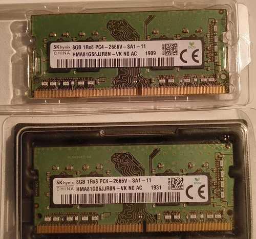 Hynix две планки по 8гб, в общем 16гб
