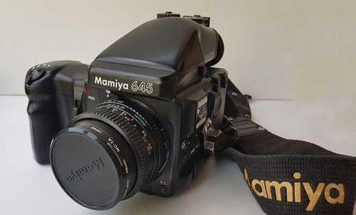 Пленочный фотоаппарат Mamiya 645 Pro в комплекте
