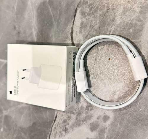 Зарядник Apple USB-C20W и кабель Type-C-Type-C