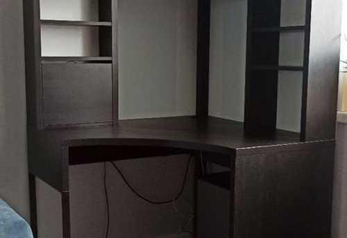Угловой компьютерный стол Икеа