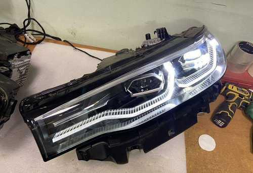Фара передняя на BMW X7 G07 Adaptive LED левая