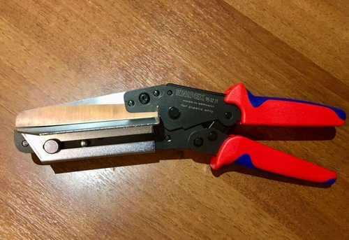 Ножницы для пластмассы, кабельных коробов Knipex