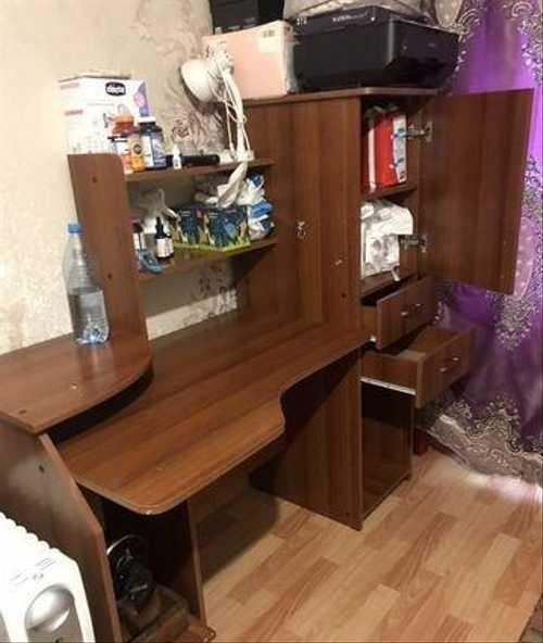 Компьютерный стол
