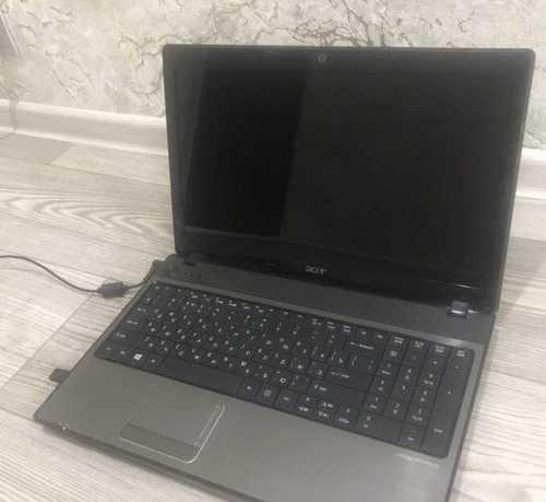 Ноутбук Acer 5741 на i3