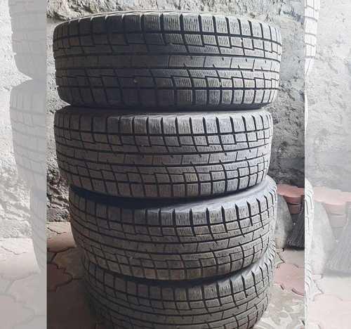 Yokohama Ice Guard IG30 205/60 R16 92