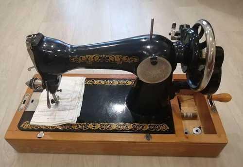 Швейная машинка 1954, полный комплект