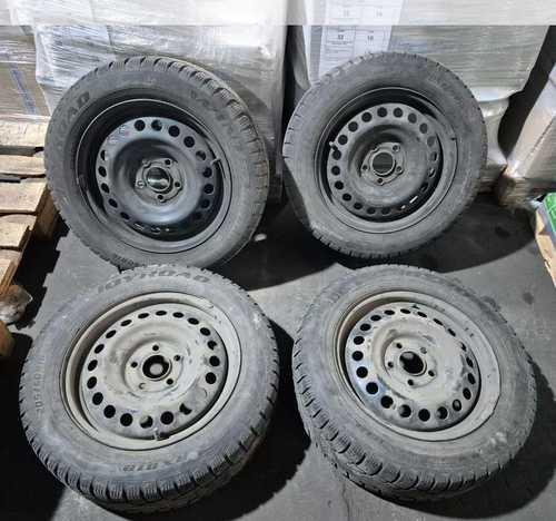 Колеса зимние Ниссан 205/60r16