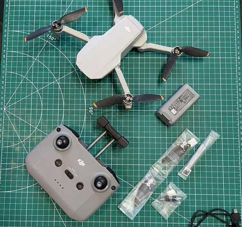 Квадрокоптер dji mini 2