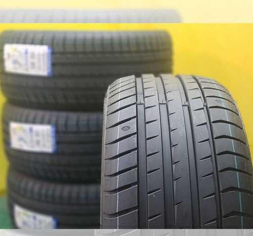 Triangle EffeXSport TH202 235/35 R19 73S