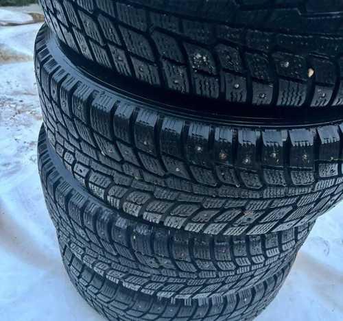 Колеса зимние шипованные 5х108 195/65r15 michelin