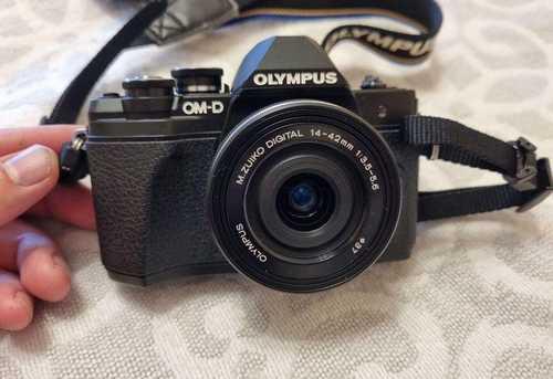 Фотоаппарат Olympus OM-D E-M10 III