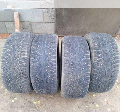 Nokian Tyres Hakkapeliitta 8 225/50 R17