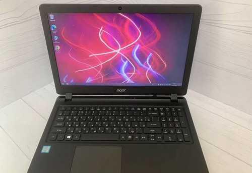 Ноутбук Acer i3-6006U/Ssd240/8gb/15.6"